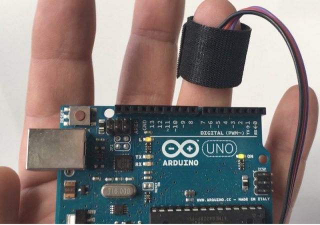 Interfacing Heart Rate Pulse Sensor Module With Arduino Electropeak