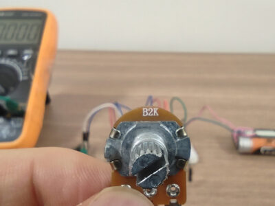 How a Potentiometer Works And How to Use with Arduino [Full Guide]